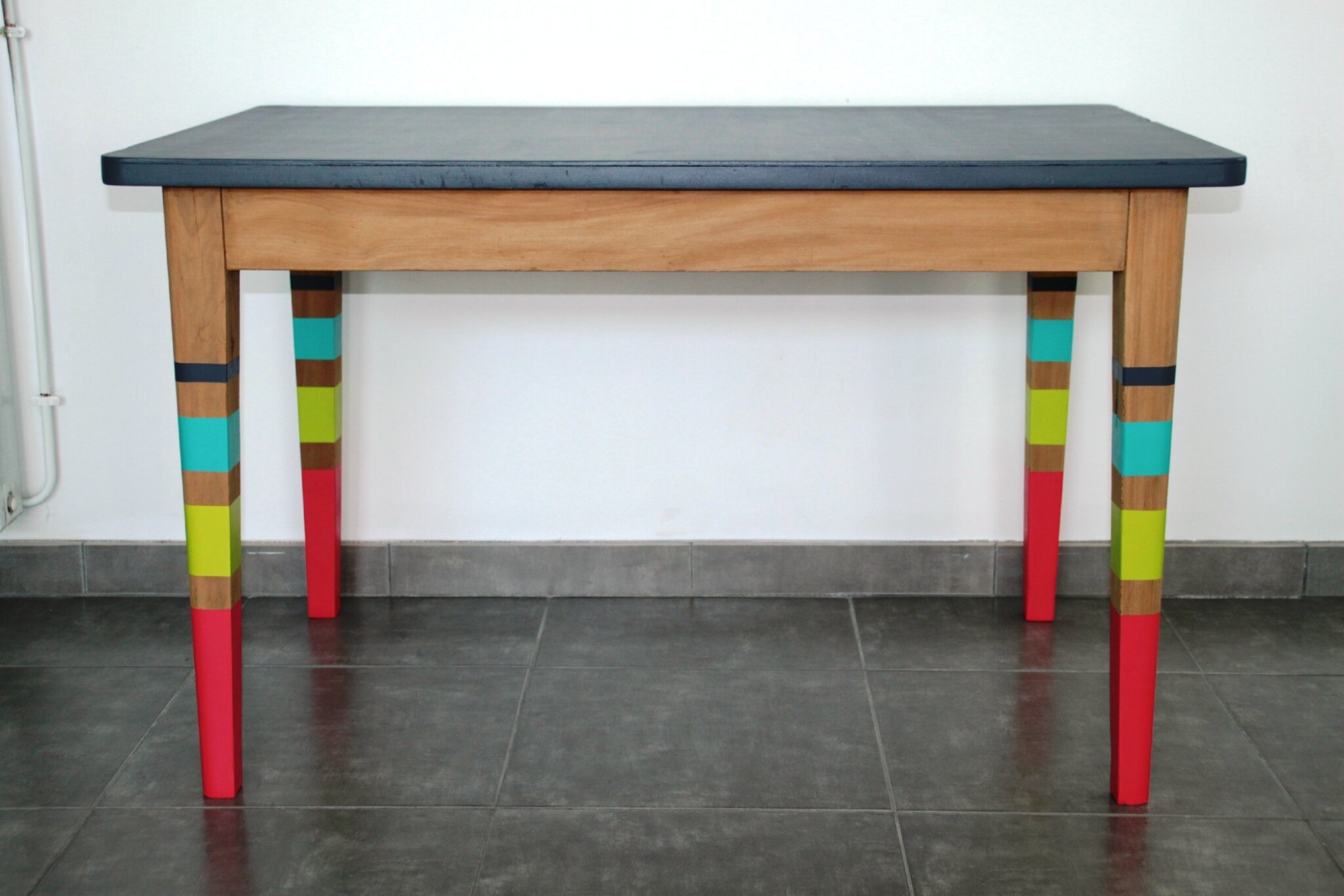 Painted Kitchen Table with Striped Legs | Oh My Sander